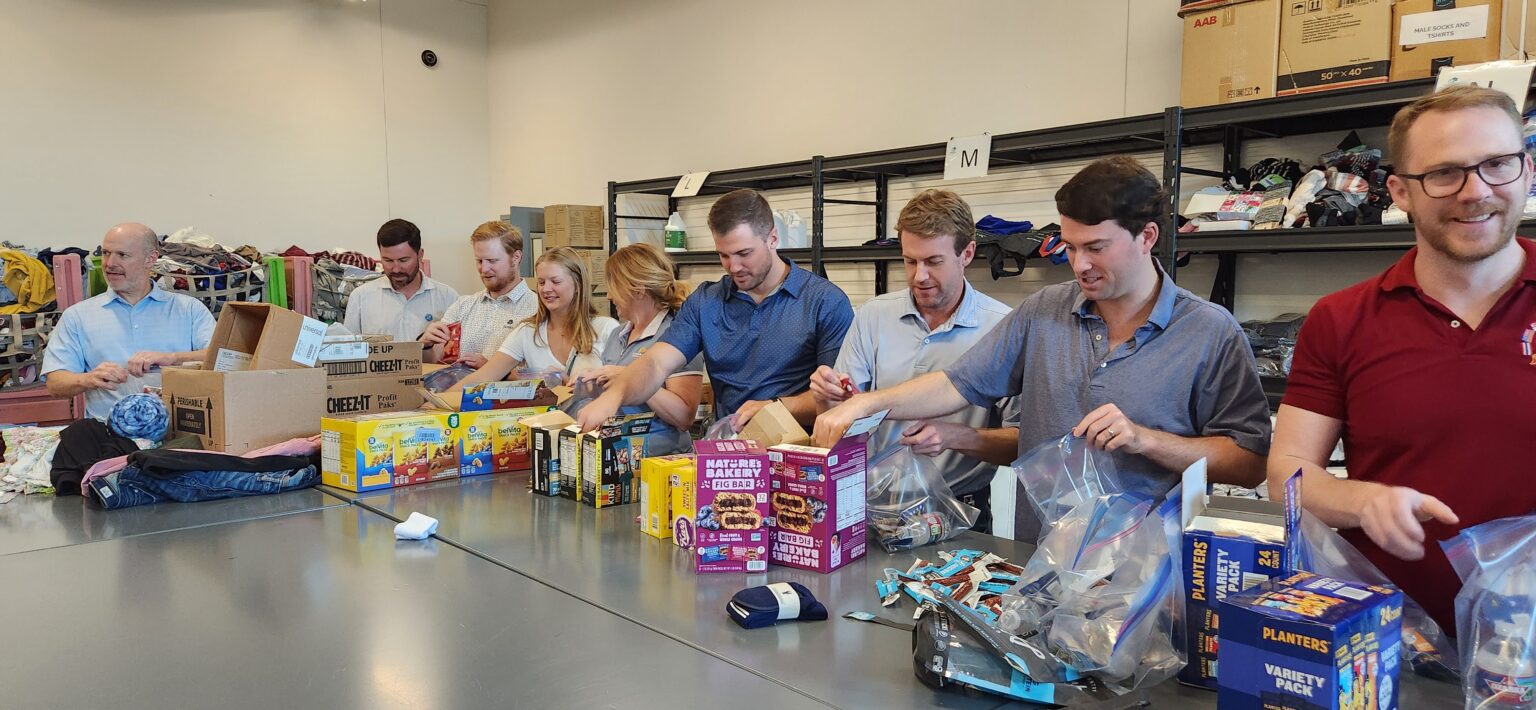 Volunteer - Austin Street Center